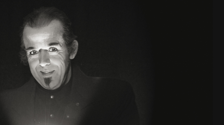 Daniel ADRIAN - Artefake