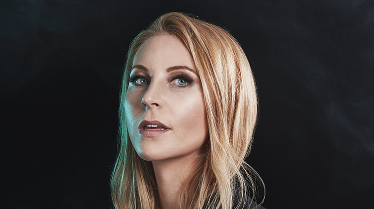 Caroline RAVN - Artefake